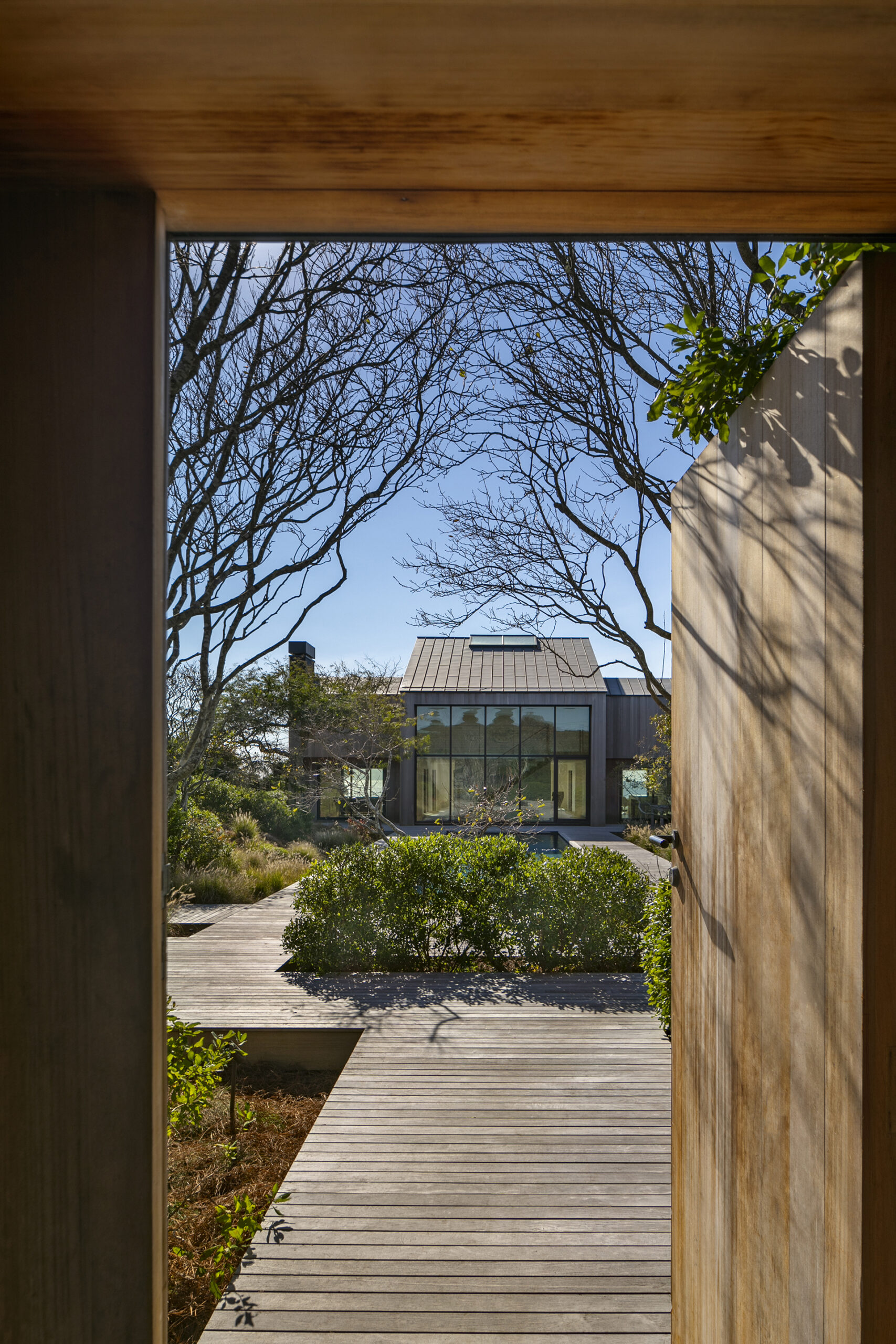 Ocean Bluff House, Montauk, NY - Robert Young Architects